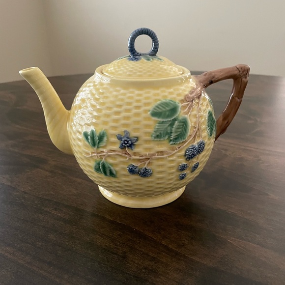 Tiffany & Co. | Dining | Vintage Tiffany Co Majolica Blackberry Teapot ...